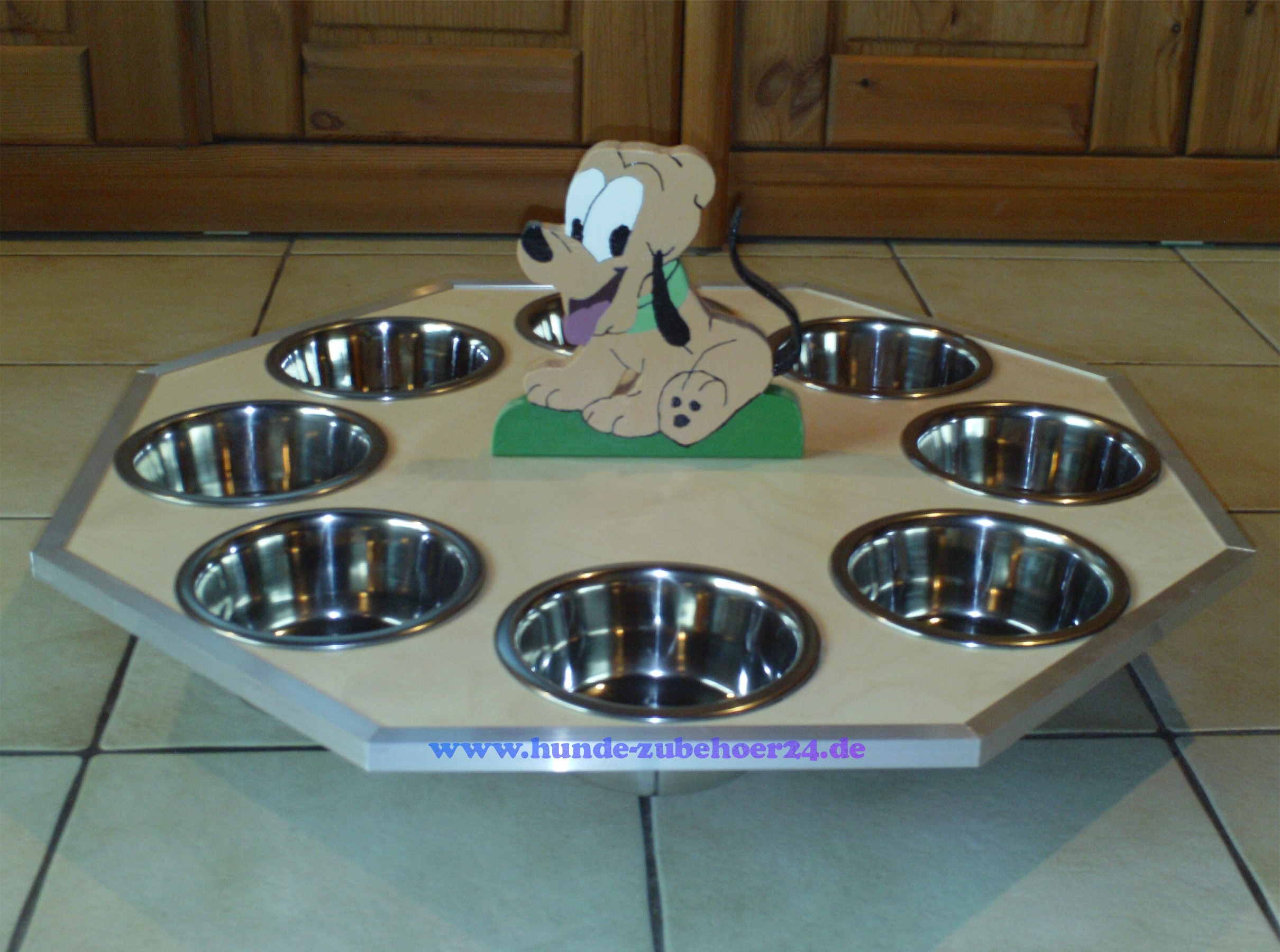 www.Hunde-Zubehoer24.de - Futterbar